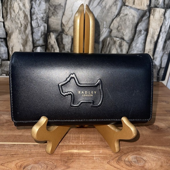 RADLEY LONDON | Bags | Radley Heritage Scottie Dog Outline Black ...